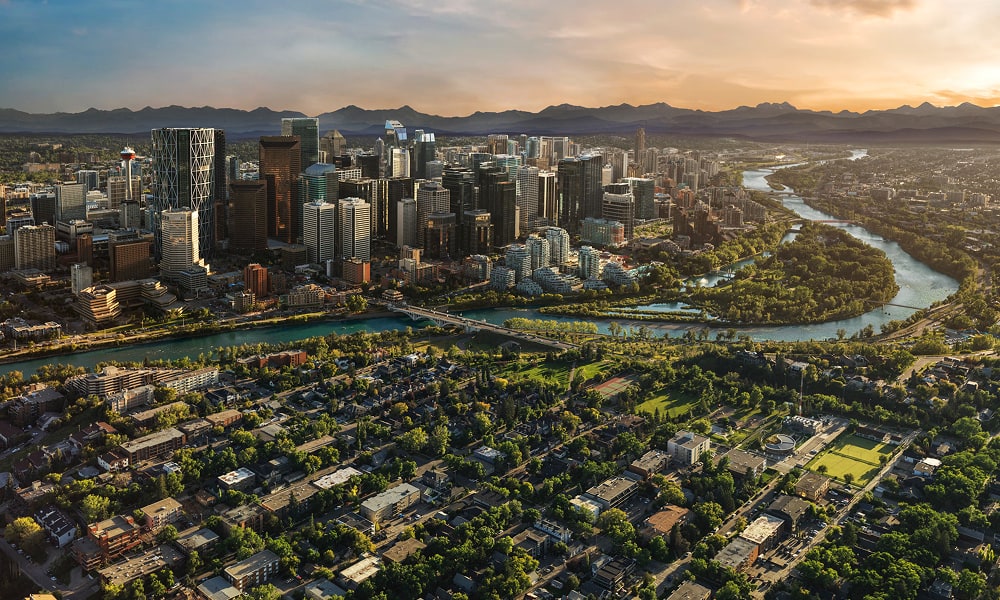 Shipping Containers for Sale in Calgary, AB - StoreCan